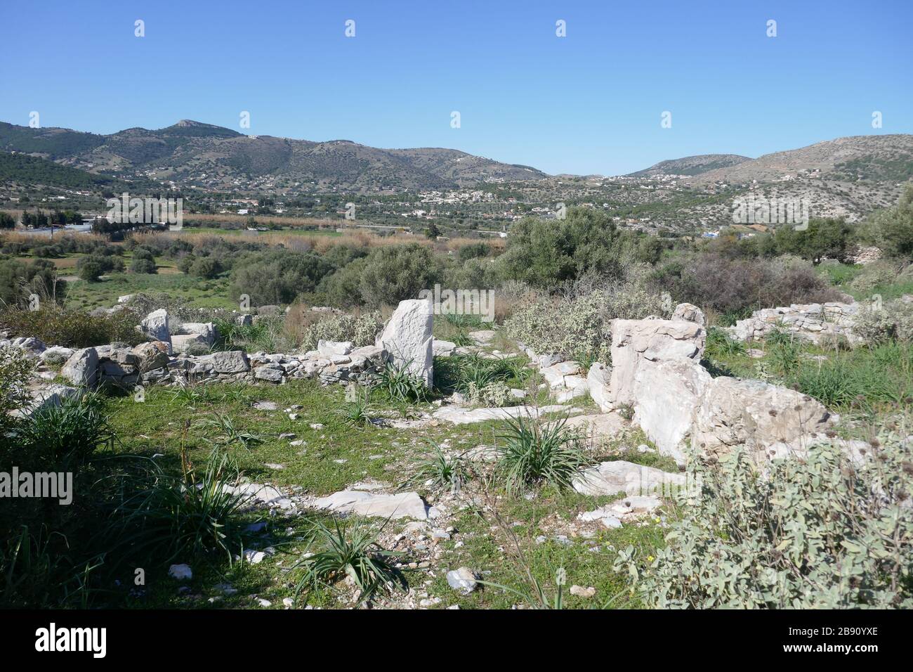 Ancient theatre thorikos hi-res stock photography and images - Alamy