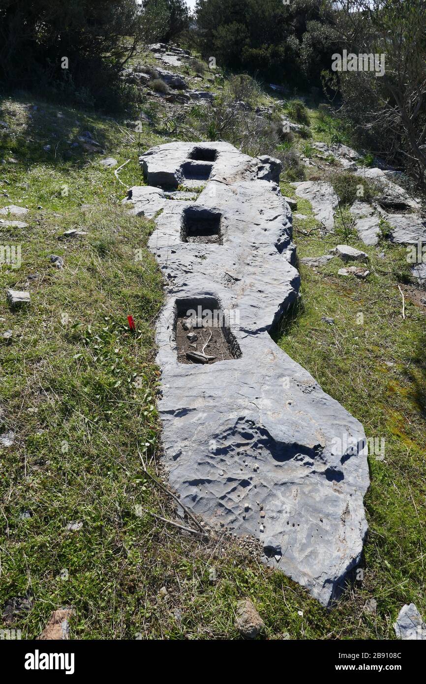 Ancient theatre thorikos hi-res stock photography and images - Alamy