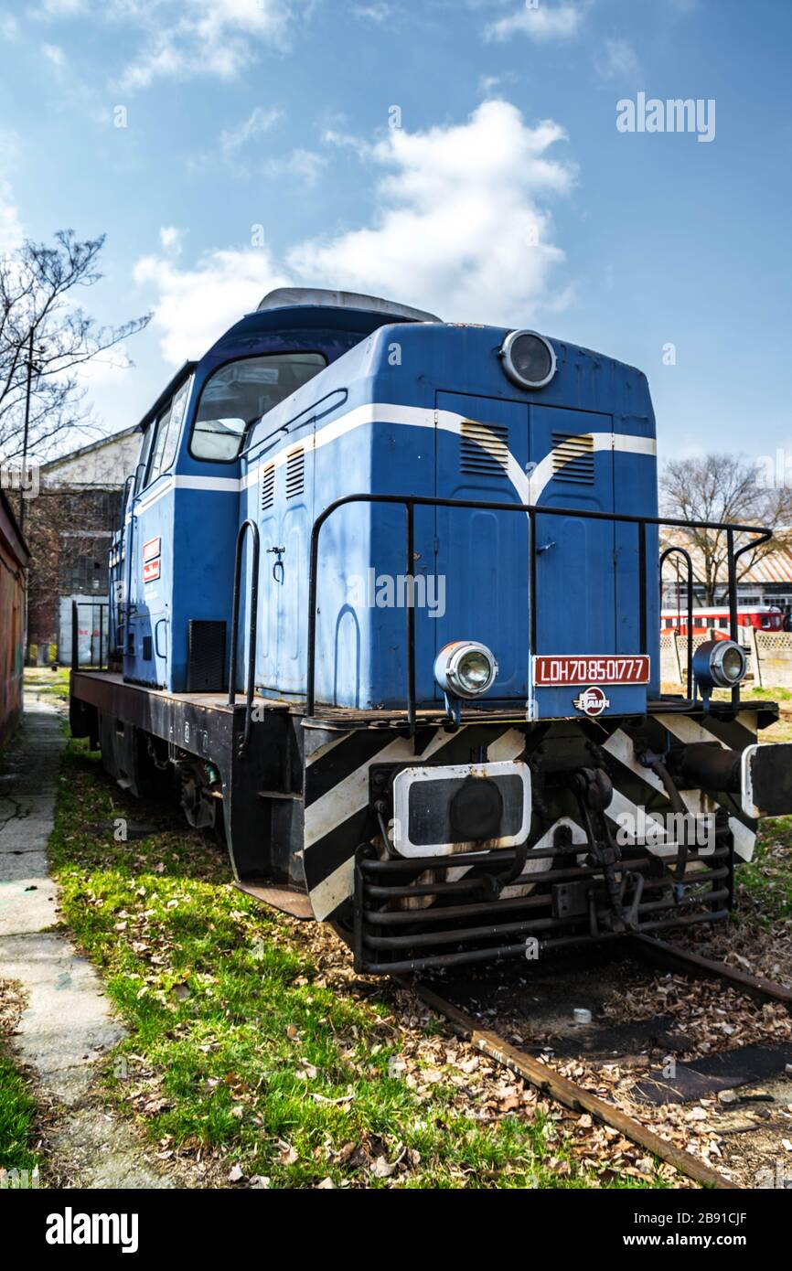 Blue diesel locomotive hi-res stock photography and images - Alamy