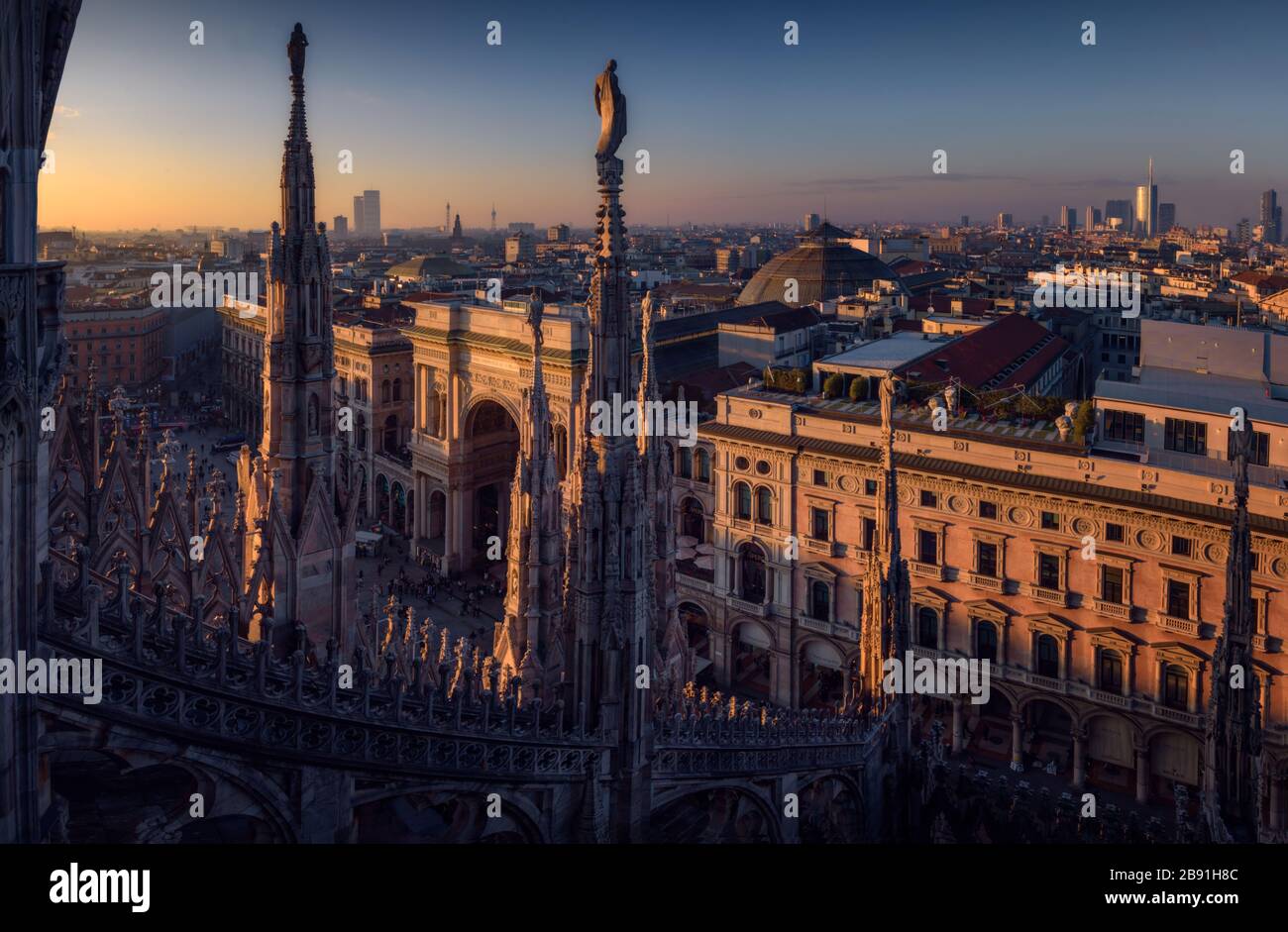 Duomo Di Milano Milan High Resolution Stock Photography and Images - Alamy