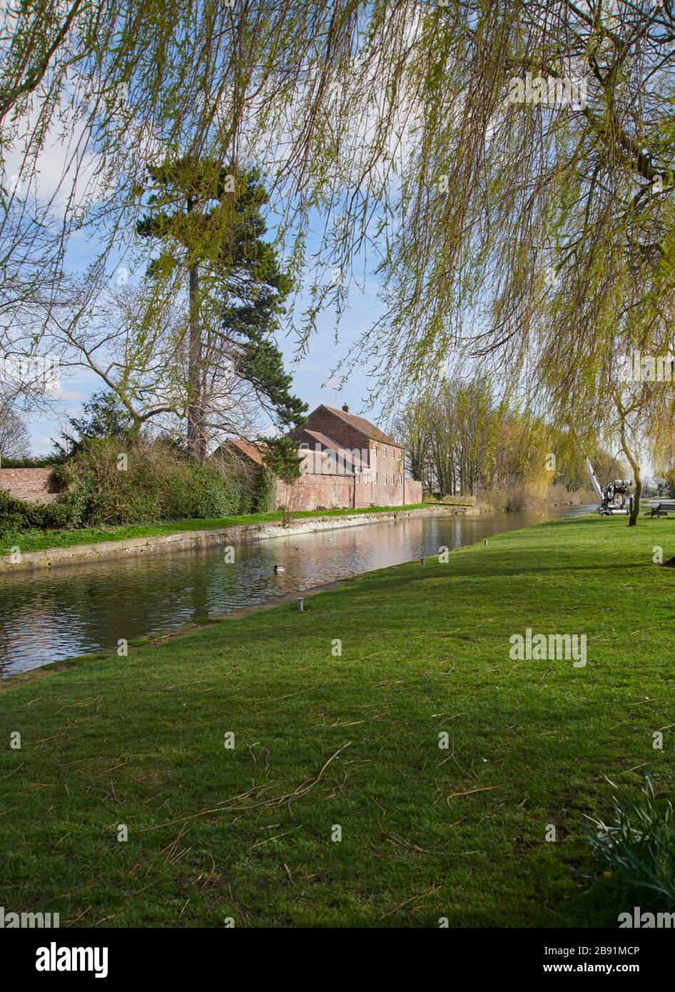Mill house east yorkshire uk hi-res stock photography and images - Alamy
