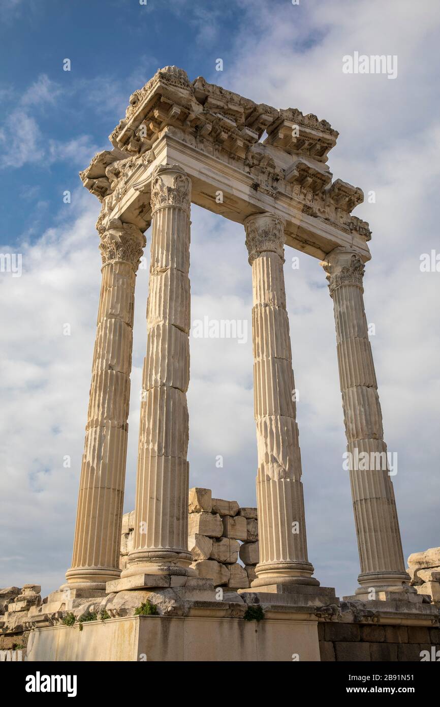 Trajan temple in ancient city of Pergamon in Turkey Stock Photo - Alamy