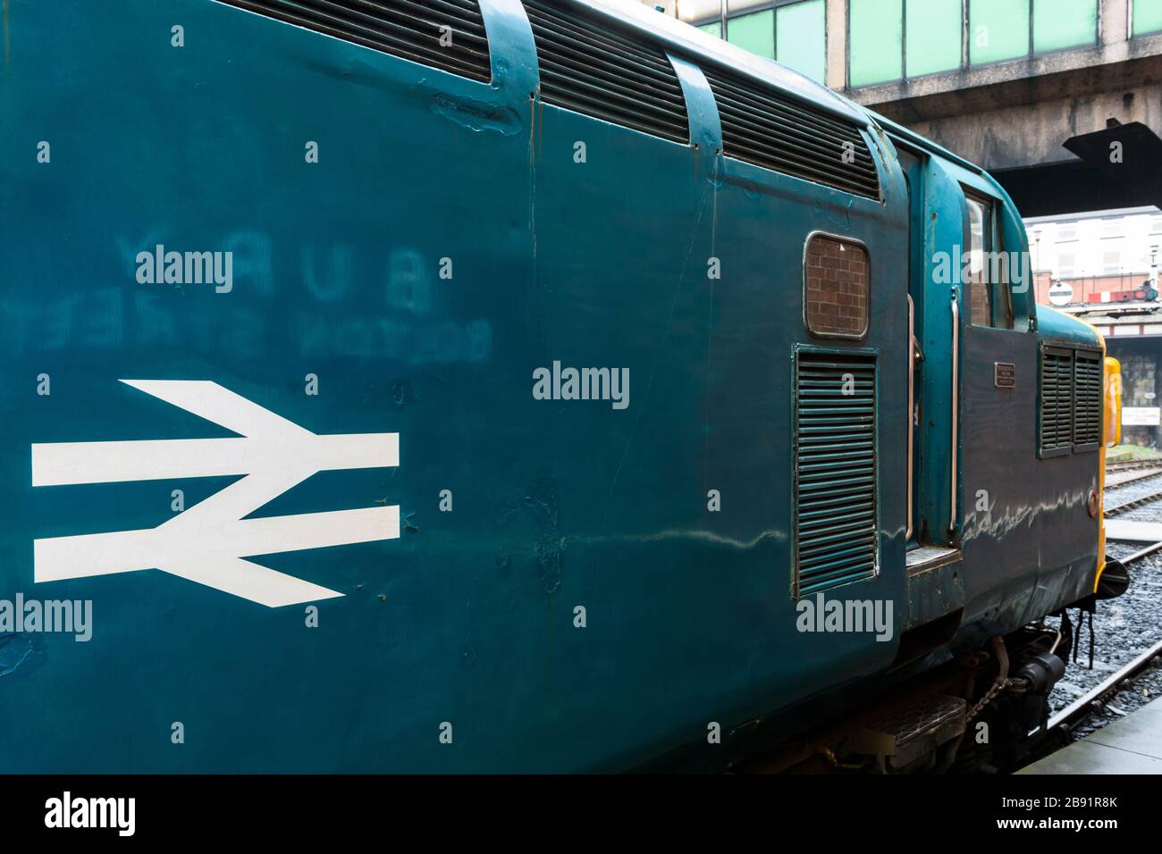 Br class 37 diesel locomotive hi-res stock photography and images - Alamy
