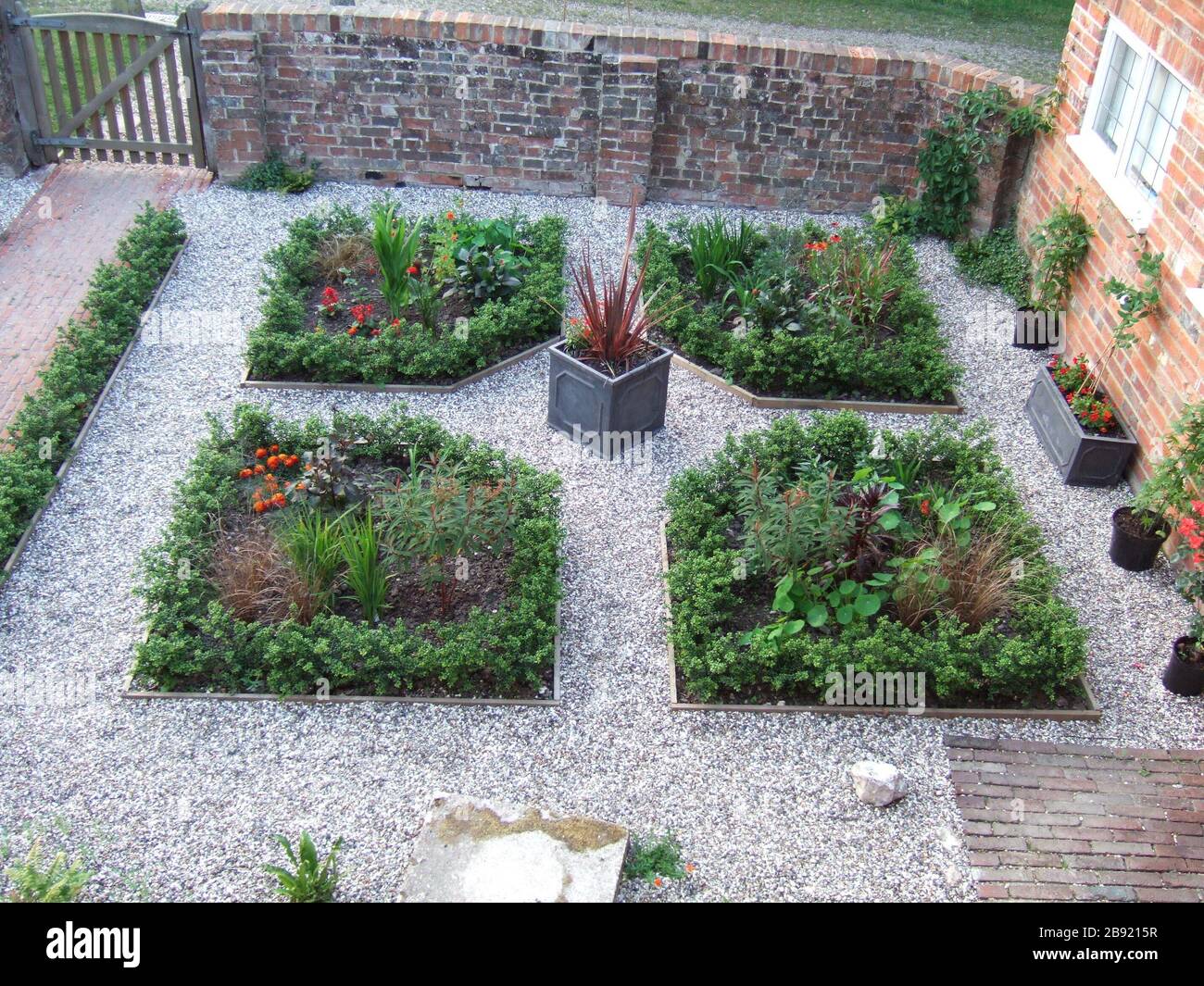 Parterre Planting High Resolution Stock Photography and Images - Alamy