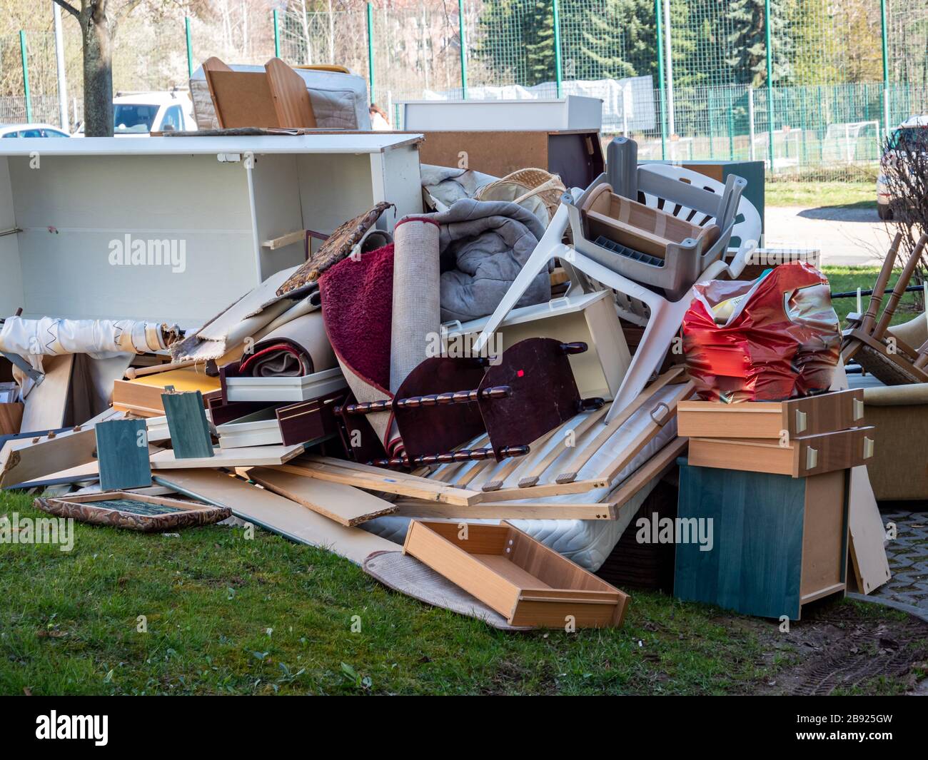 Bulky waste on street hi-res stock photography and images - Alamy