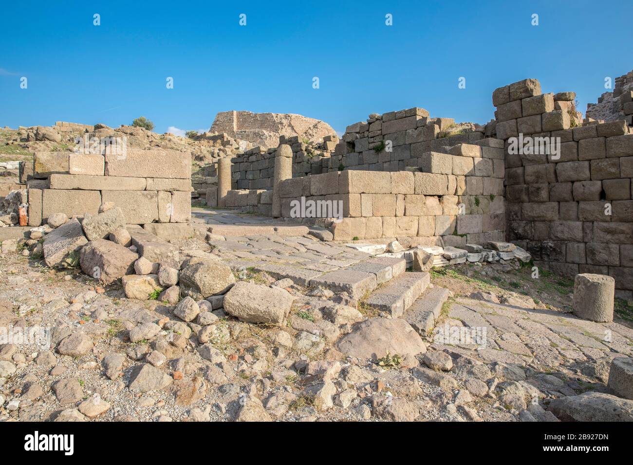 The ruins of the ancient city of Bergama in Turkey Stock Photo - Alamy