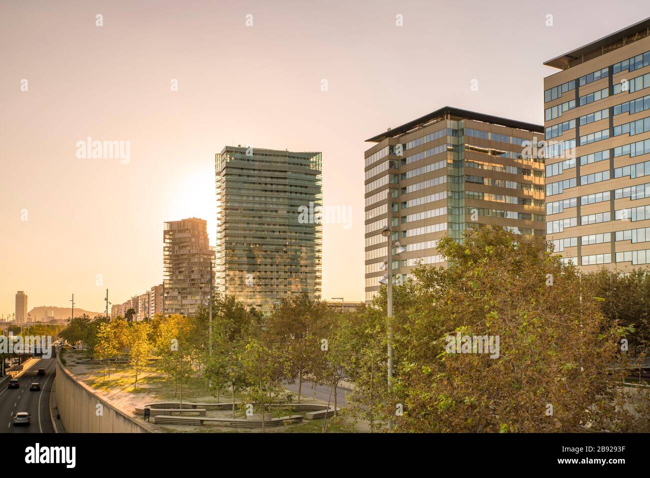 houses and offices at Diagonal Mar and the Poblenou Maritime Front ...