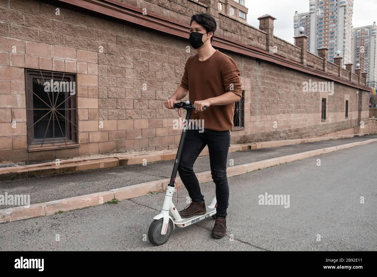 Scooter pollution hi-res stock photography and images - Alamy