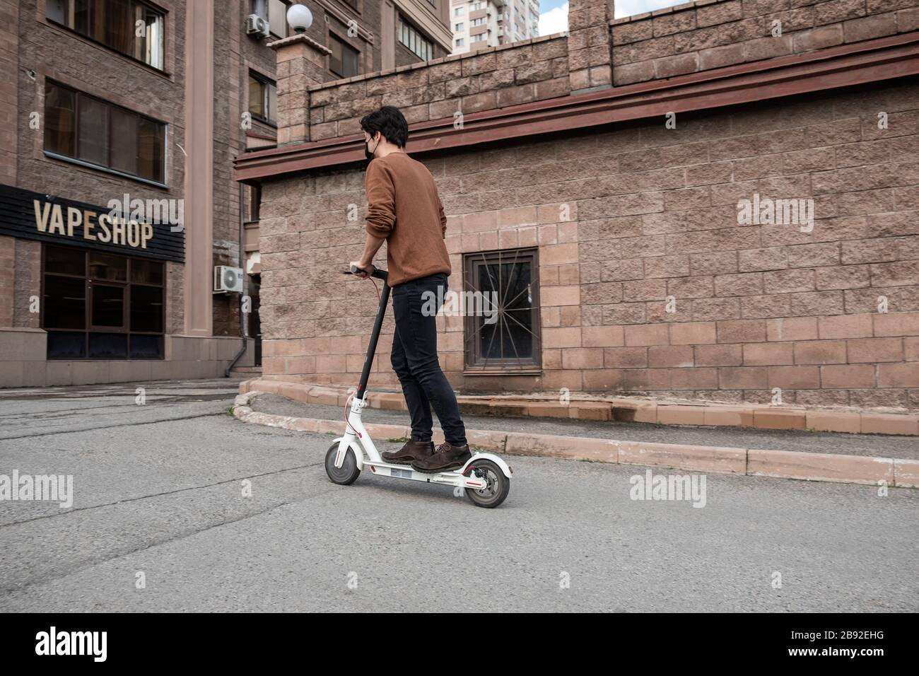 Scooter pollution hi-res stock photography and images - Alamy