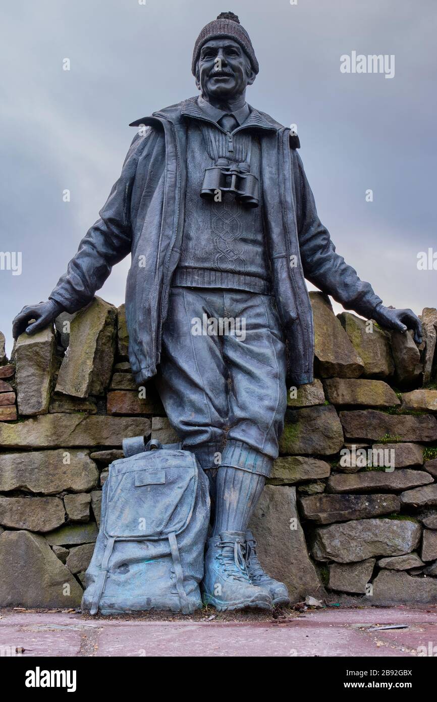 Tom Weir statue at Balmaha, Loch Lomond, Scotland Stock Photo - Alamy
