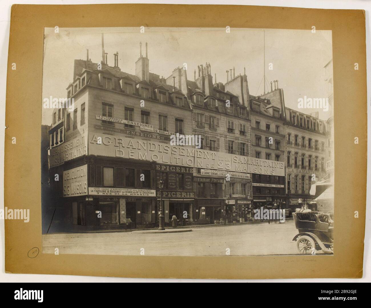 Vue la samaritaine paris hi-res stock photography and images - Alamy