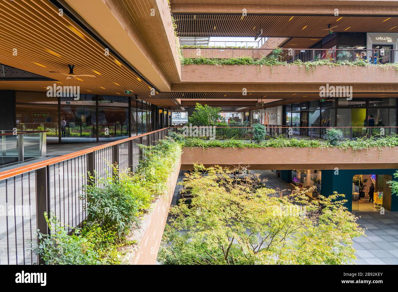 A Shopping Mall Courtyard High Resolution Stock Photography and Images ...