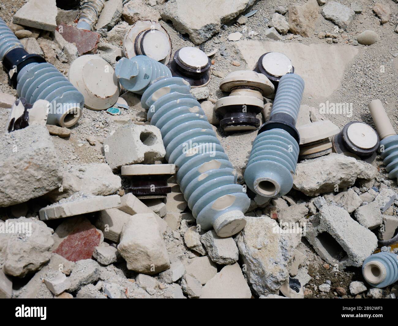 Ceramic electrical insulator hi-res stock photography and images - Alamy