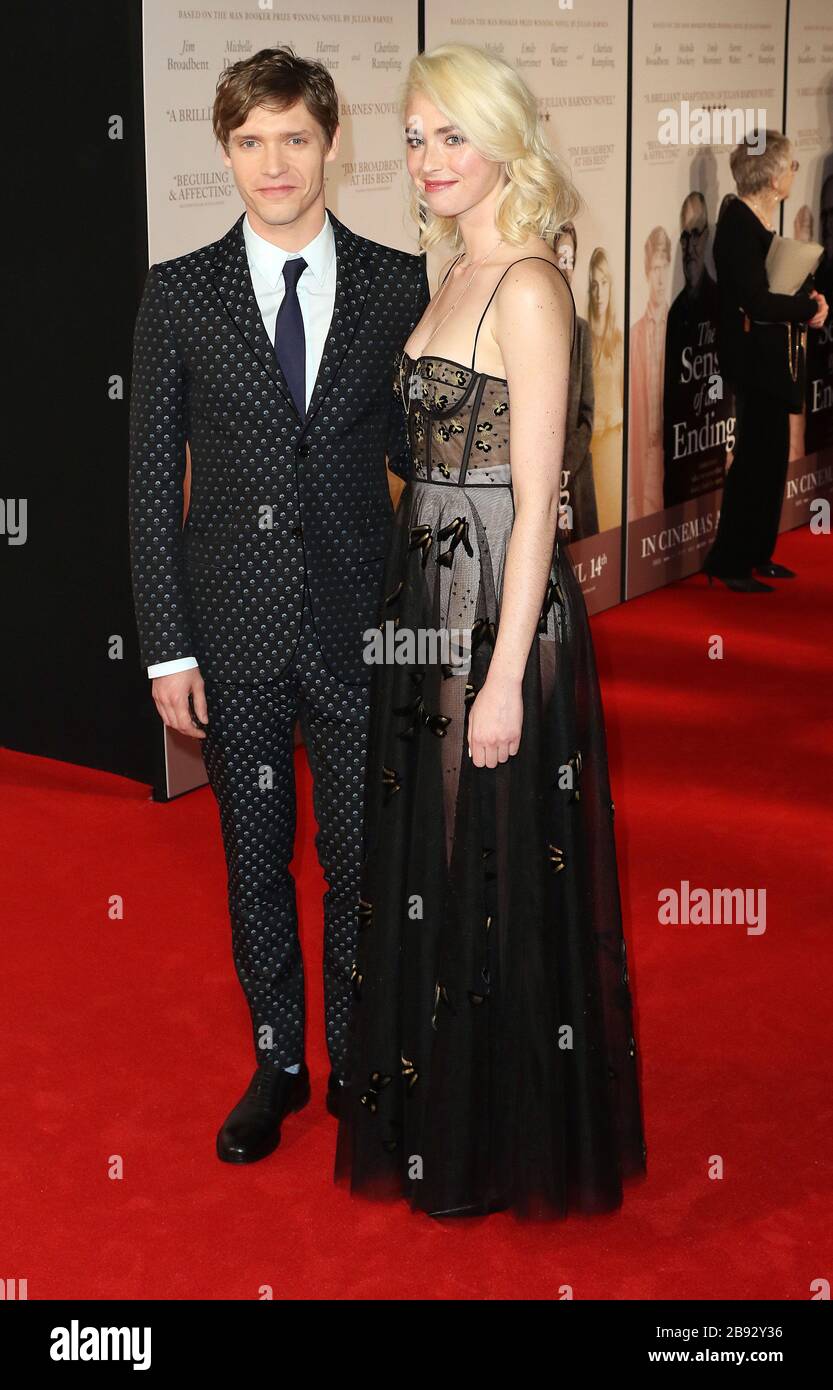 Famous film ending hi-res stock photography and images - Alamy