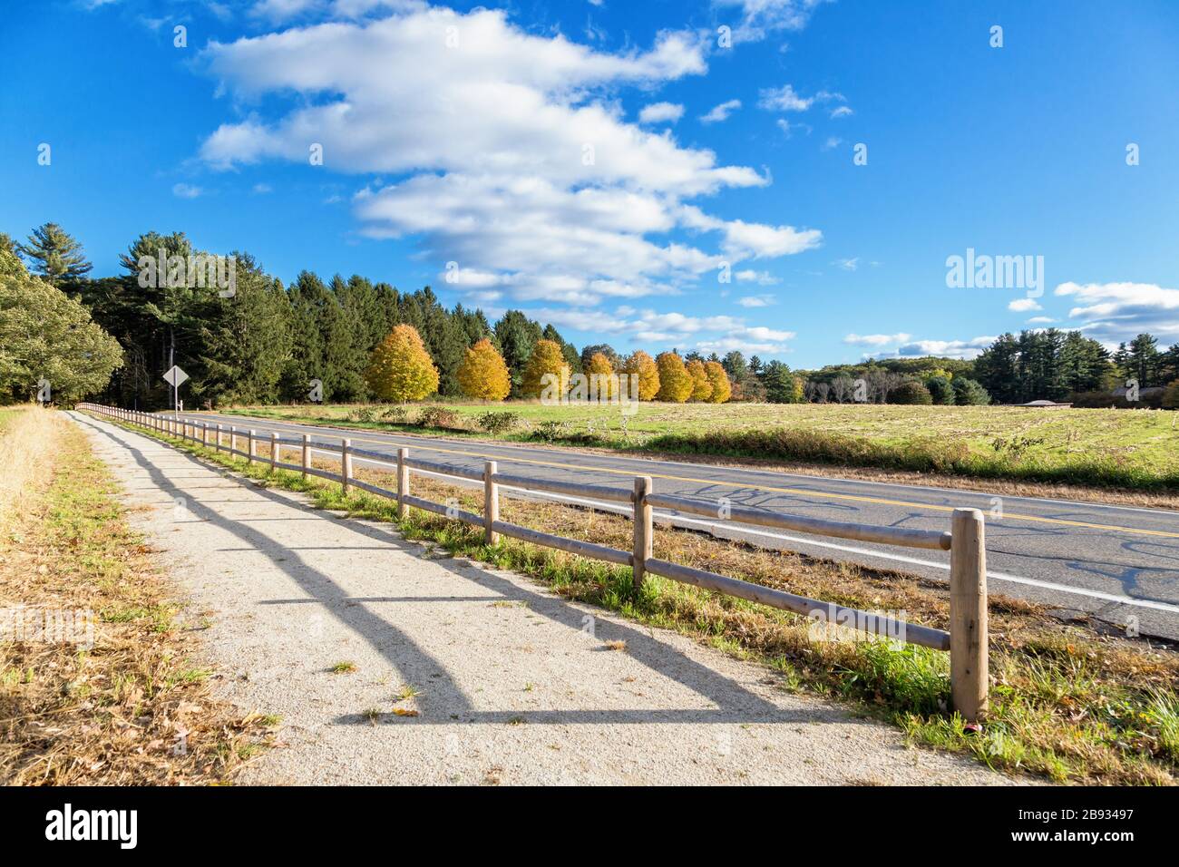 Beautiful fall afternoon hi-res stock photography and images - Alamy
