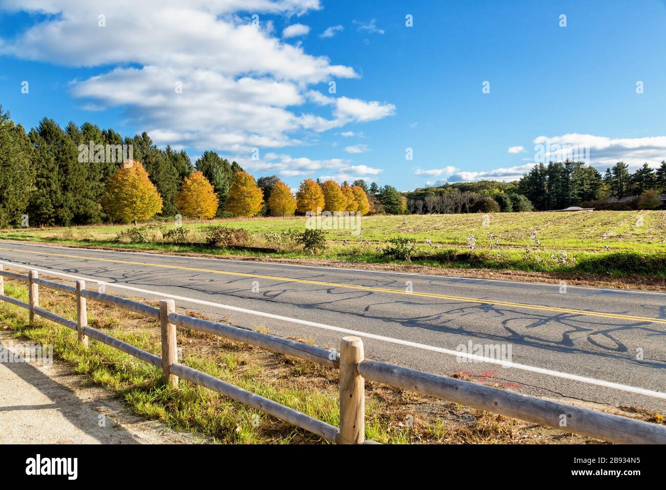 Beautiful fall afternoon hi-res stock photography and images - Alamy