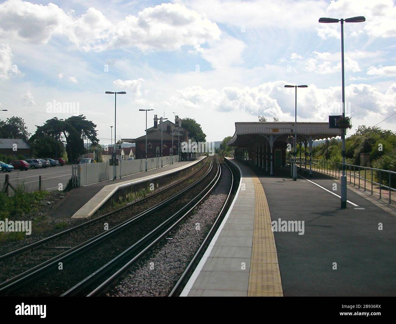 Southbound platform hi-res stock photography and images - Alamy