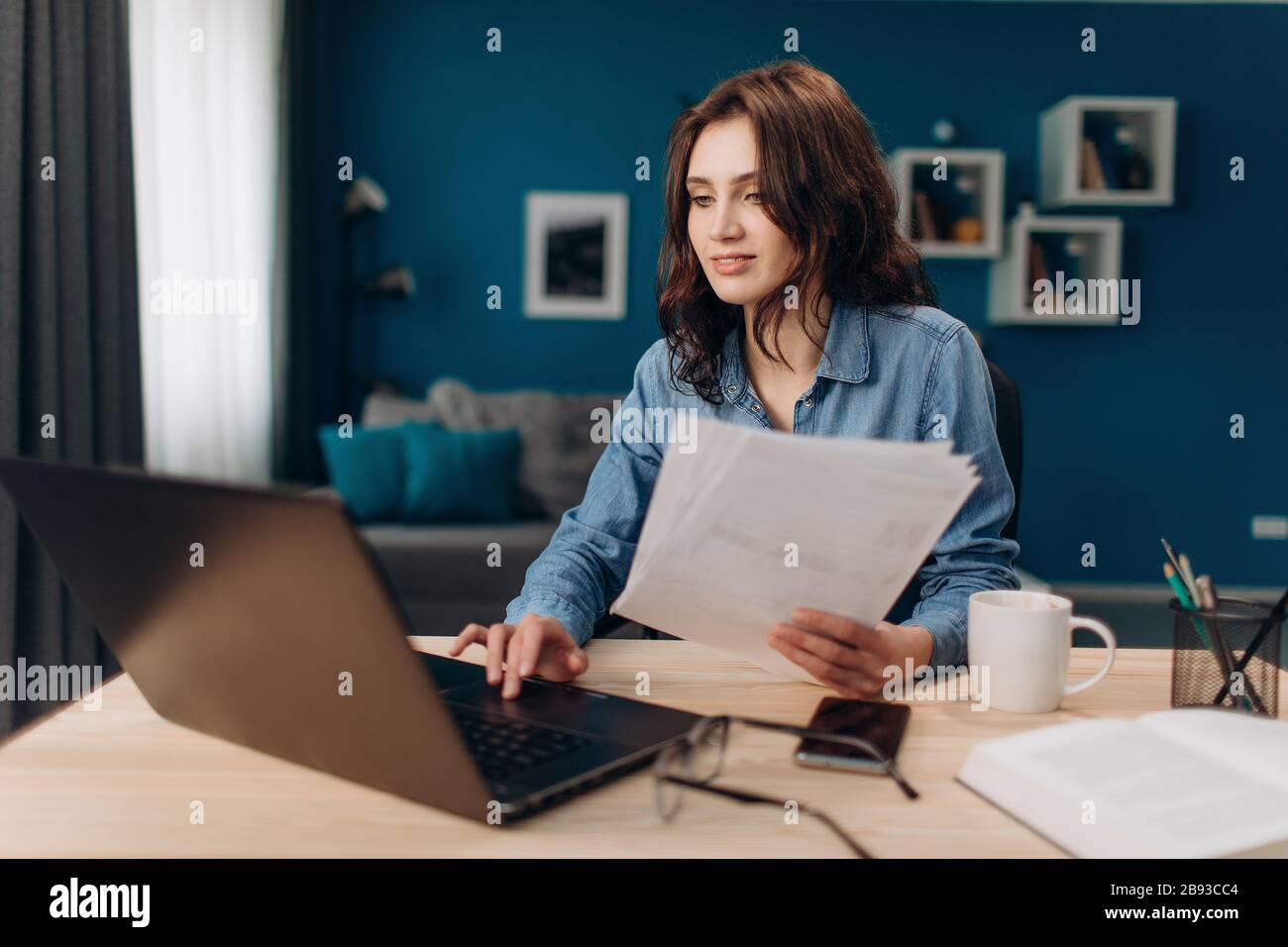 Lady reading desk hi-res stock photography and images - Alamy