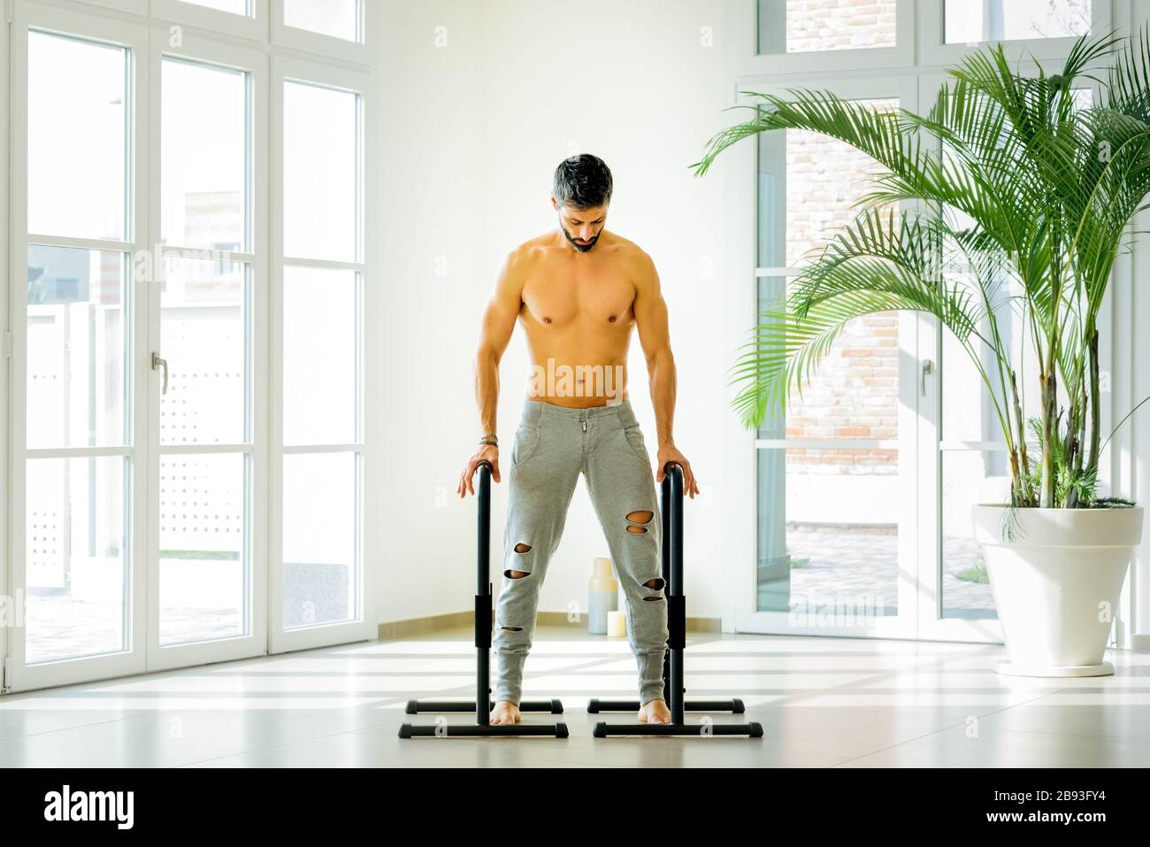 Calisthenics Man Gym Stock Photos & Calisthenics Man Gym Stock Images ...