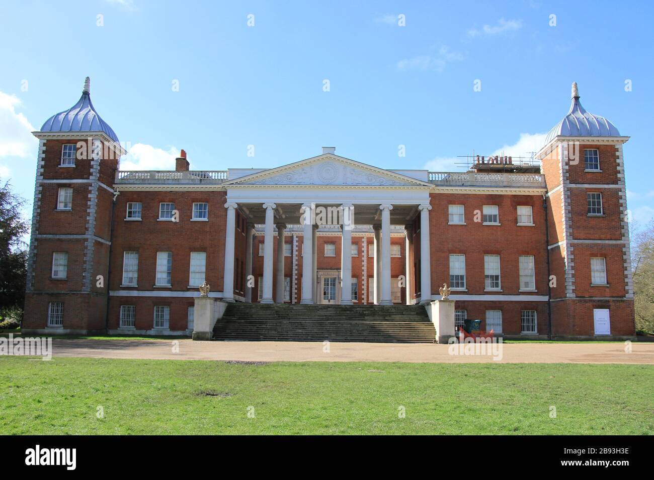 Robert adam osterley park hi-res stock photography and images - Alamy