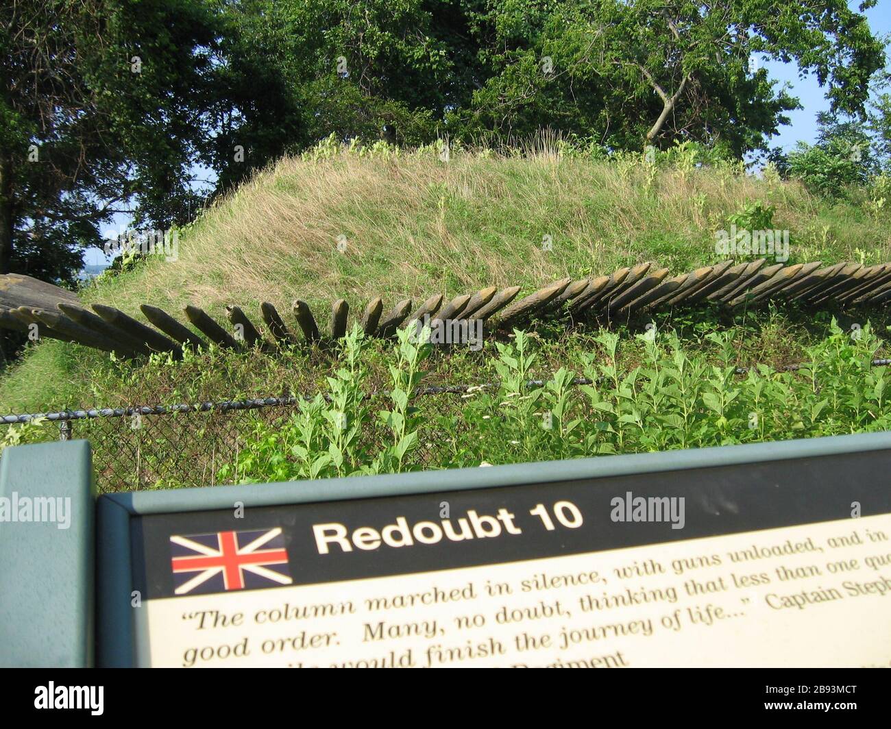 Yorktown redoubt no 10 hi-res stock photography and images - Alamy
