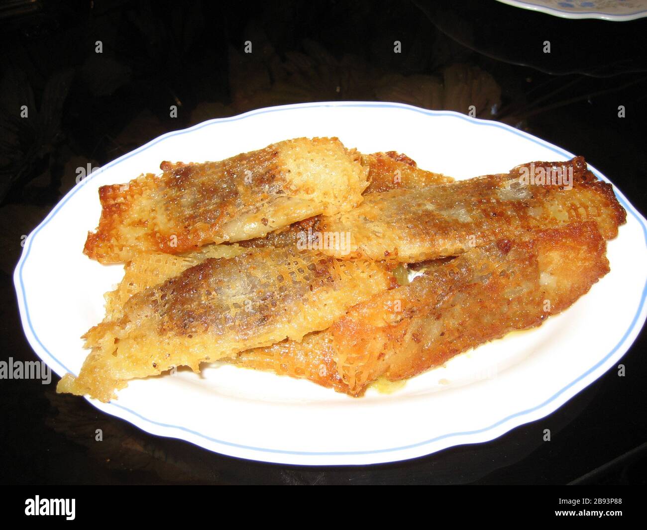 "Reshteh Khoshkar, north Iranian sweet snack; October 2007; Mani Parsa ...