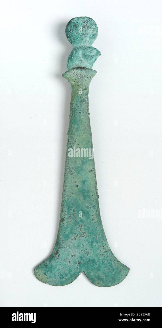 Egyptian Knife Stock Photos & Egyptian Knife Stock Images - Alamy