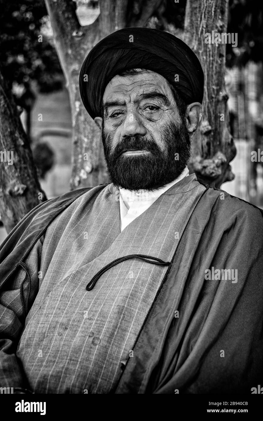 Shiraz school Black and White Stock Photos & Images - Alamy