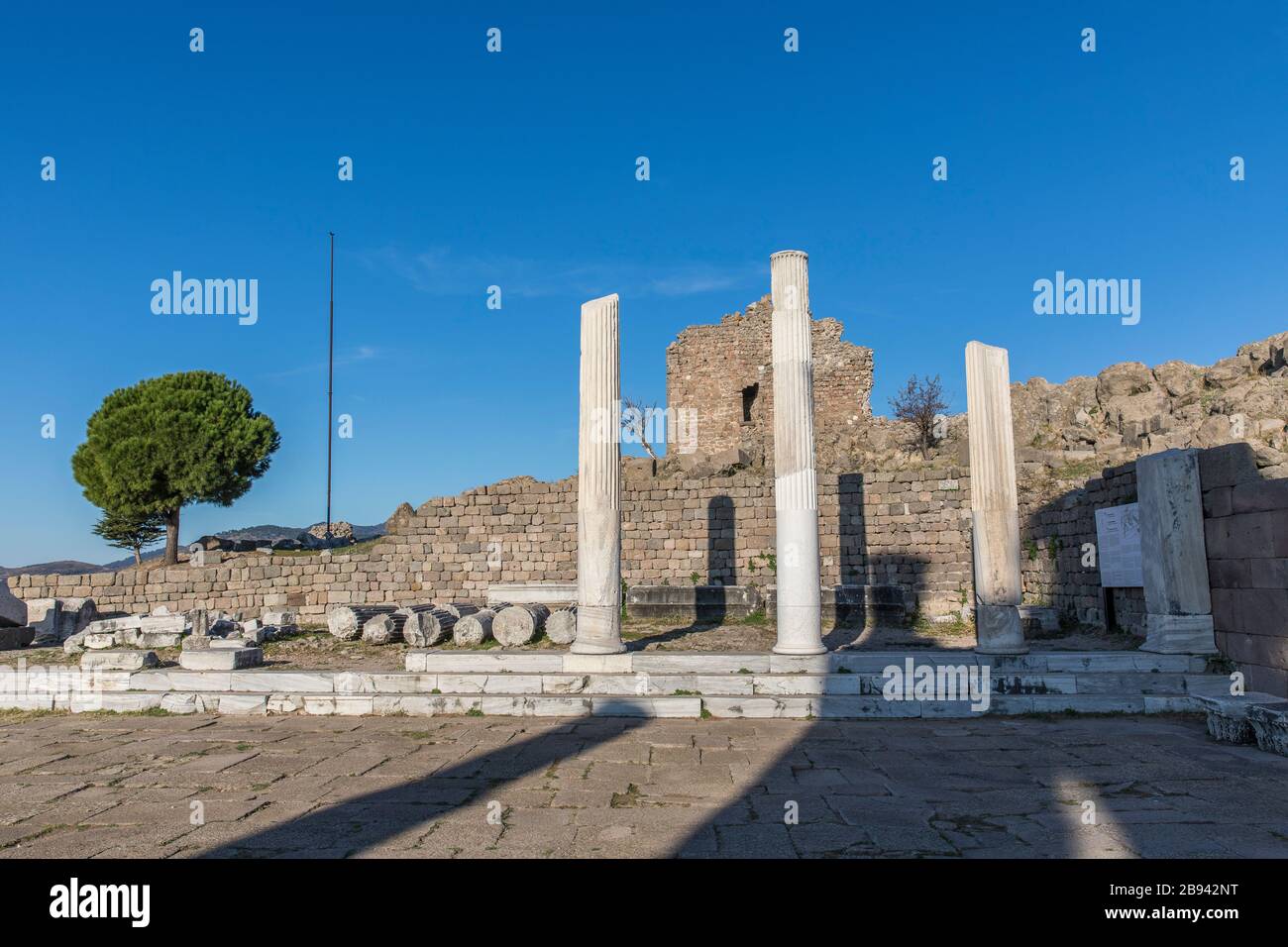 Trajan temple in ancient city of Pergamon in Turkey Stock Photo - Alamy