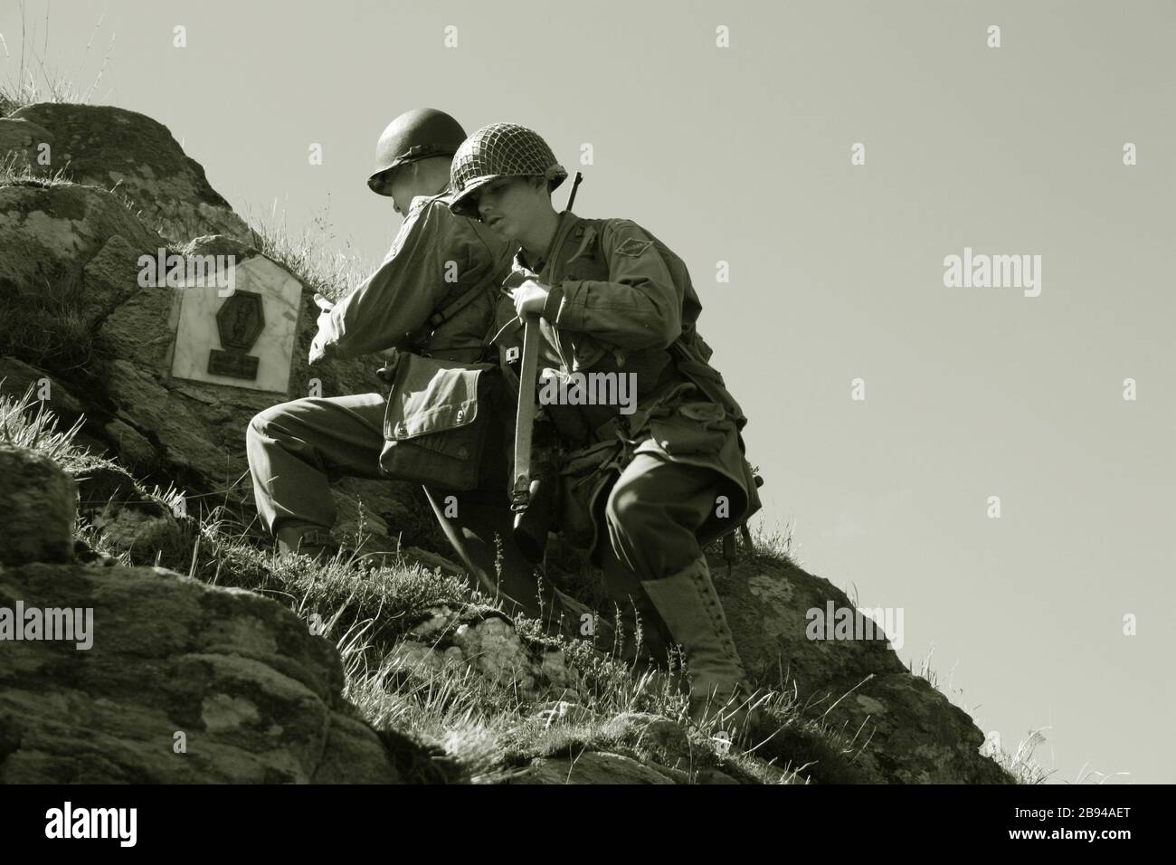 Ww2 german soldier in trench hi-res stock photography and images - Alamy