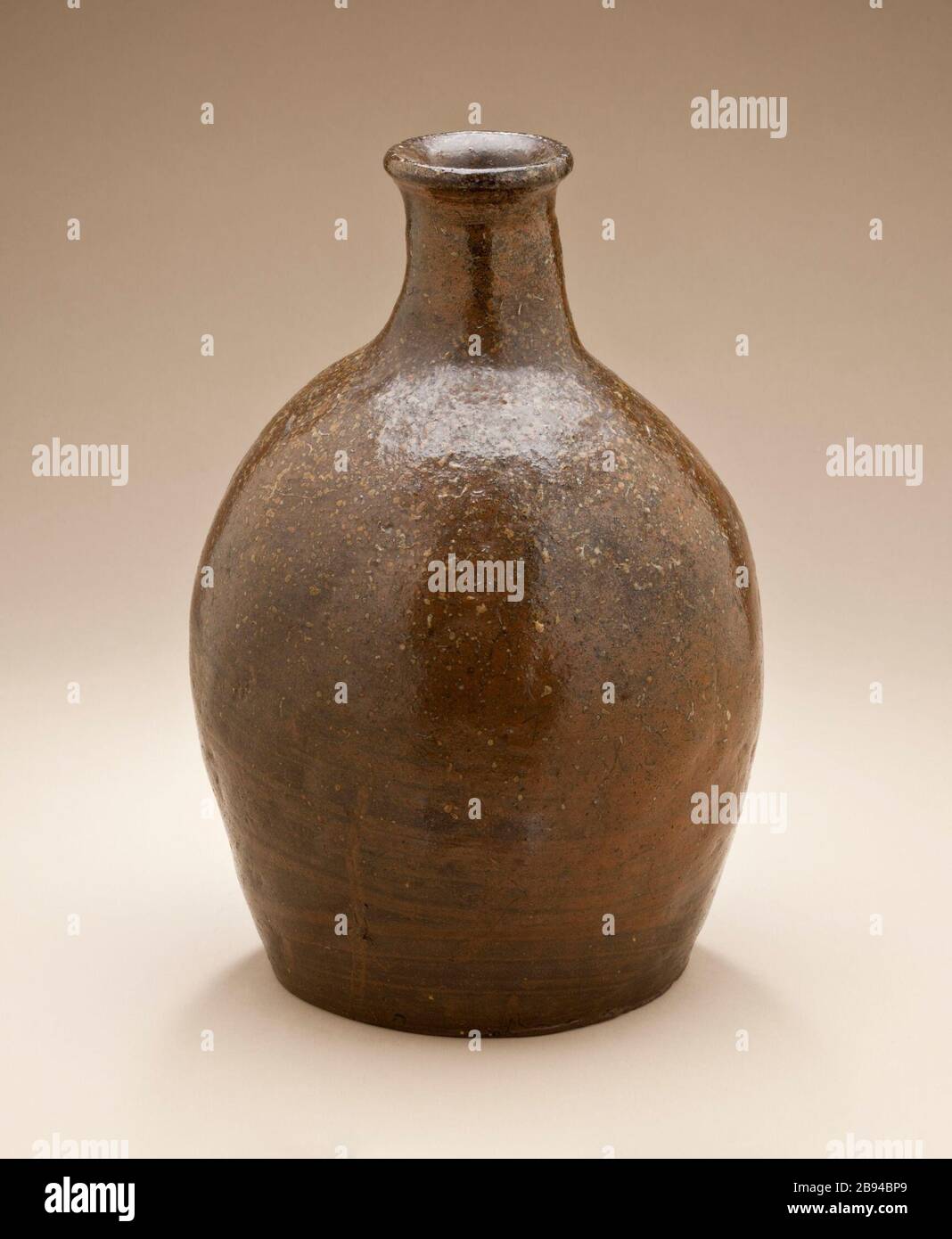 Sake bottle tokkuri hi-res stock photography and images - Alamy