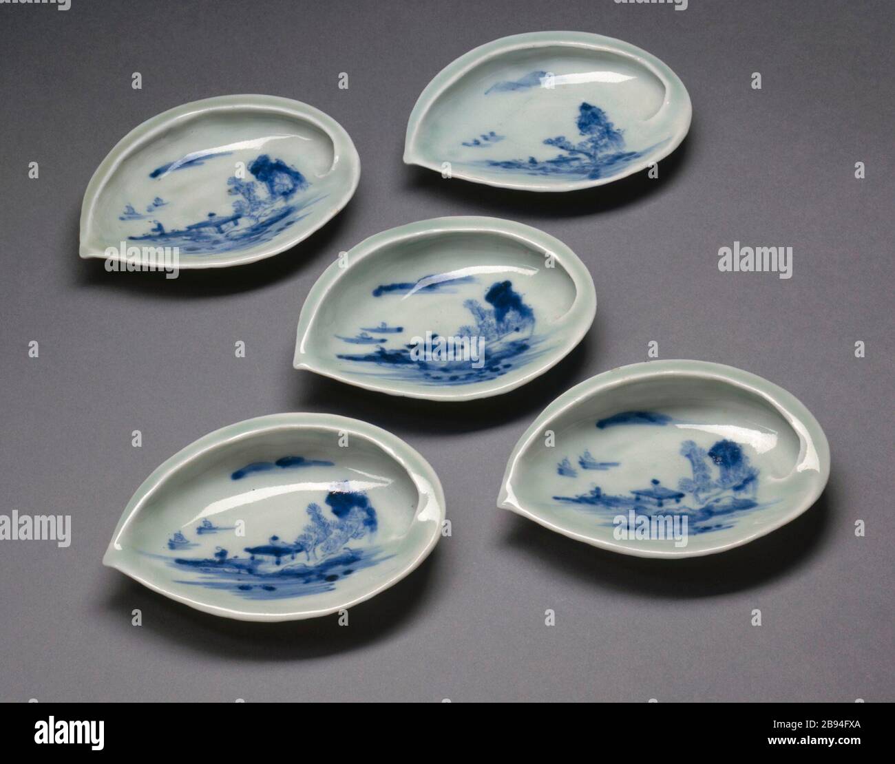 Serviceware hirado or nabeshima ware hi-res stock photography and ...