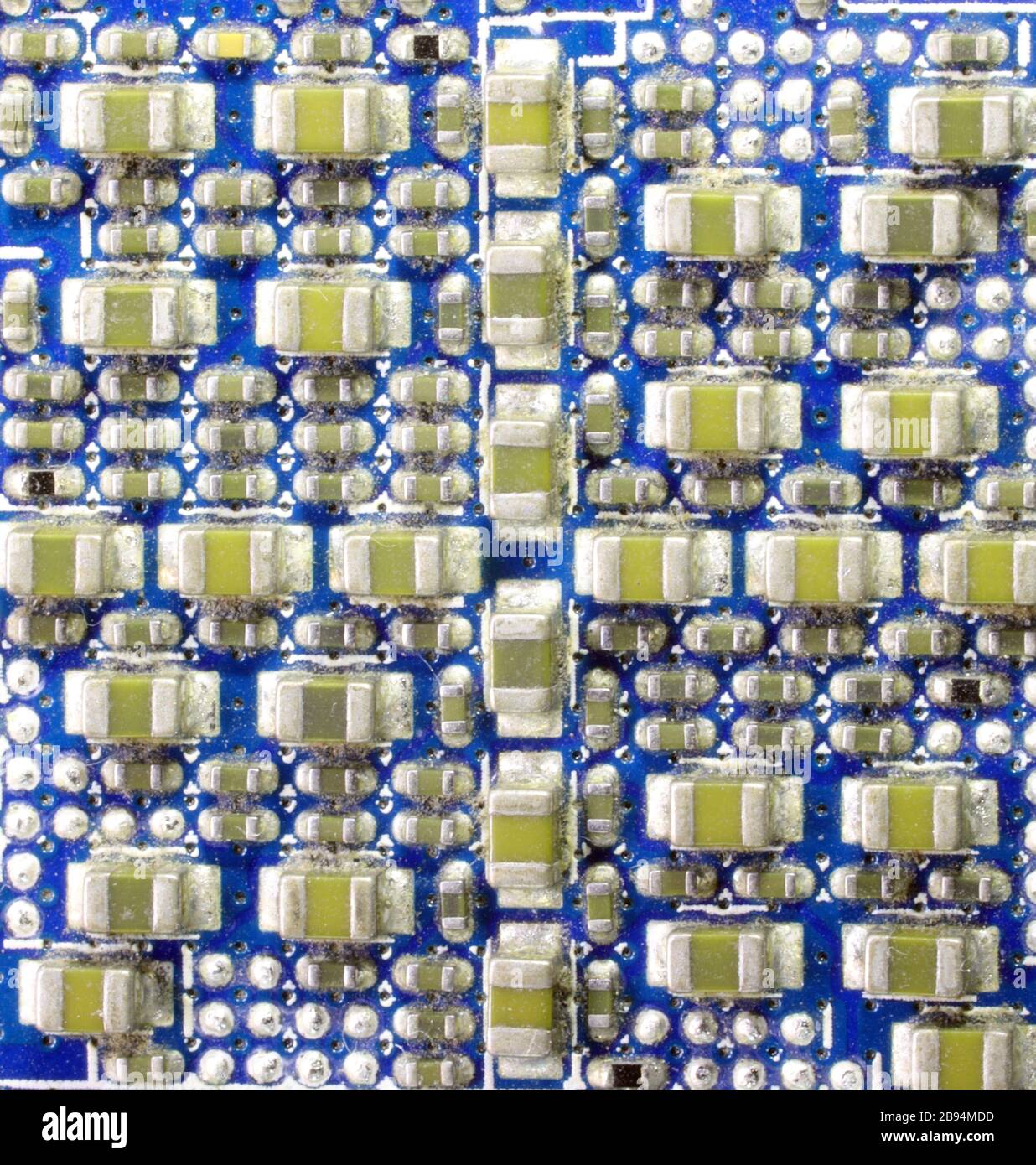 Miniature transistors hi-res stock photography and images - Alamy