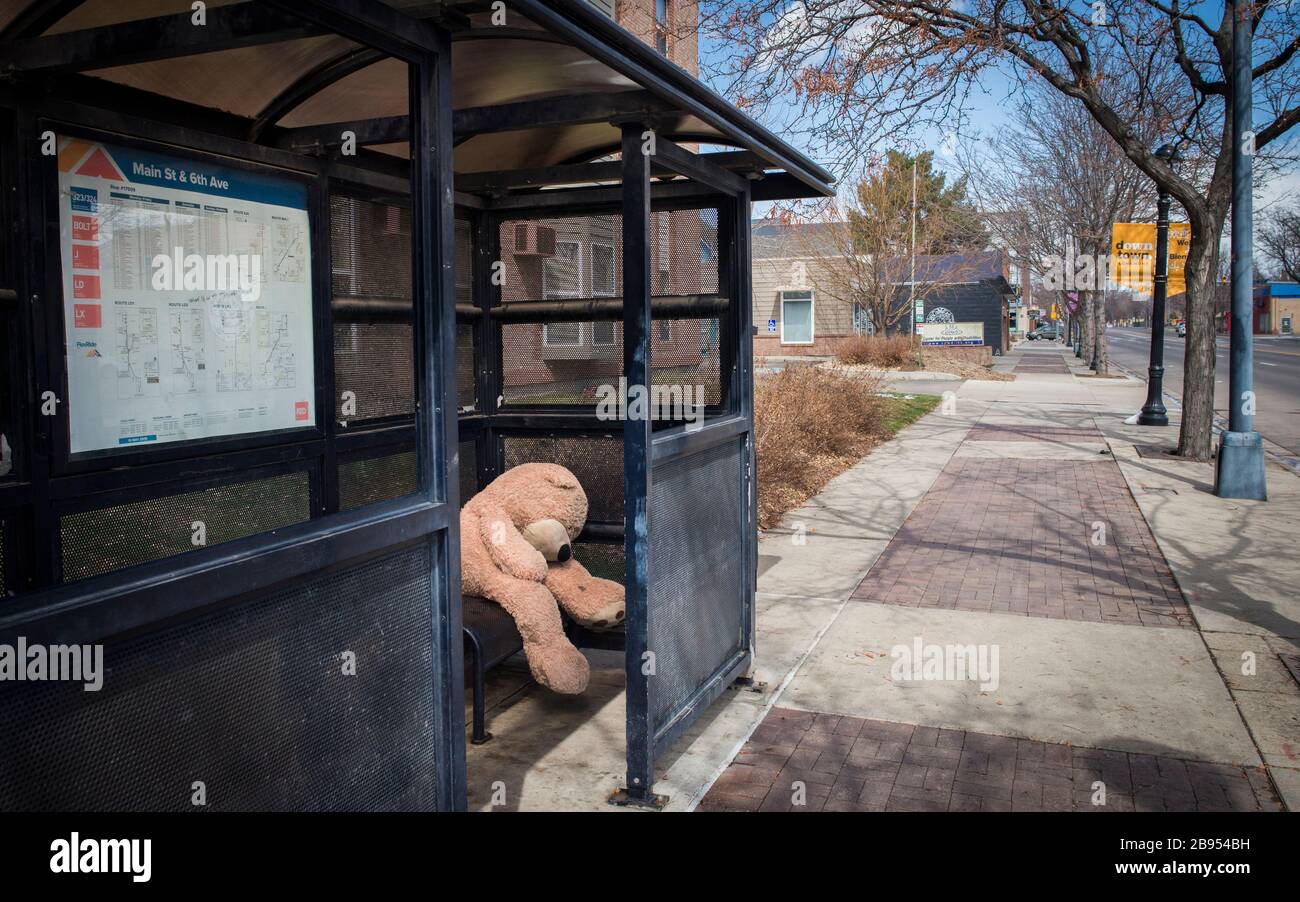 Empty bus stop covid 19 hi-res stock photography and images - Alamy