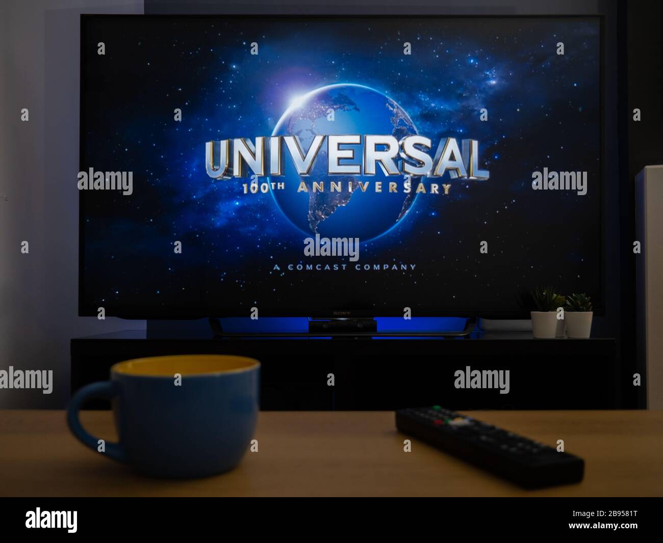Universal controller hi-res stock photography and images - Alamy