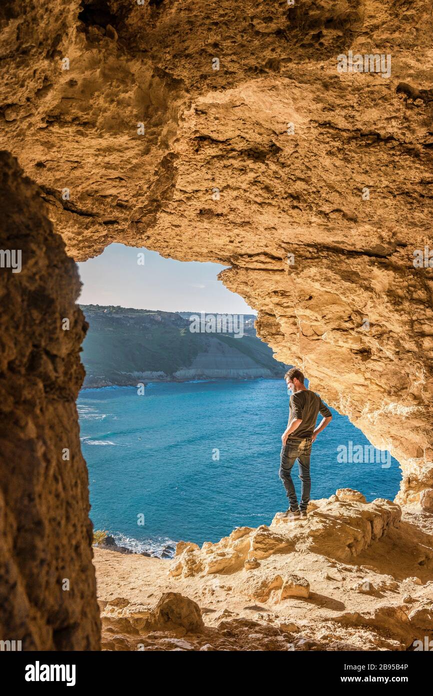 Calypso cave gozo hi-res stock photography and images - Alamy
