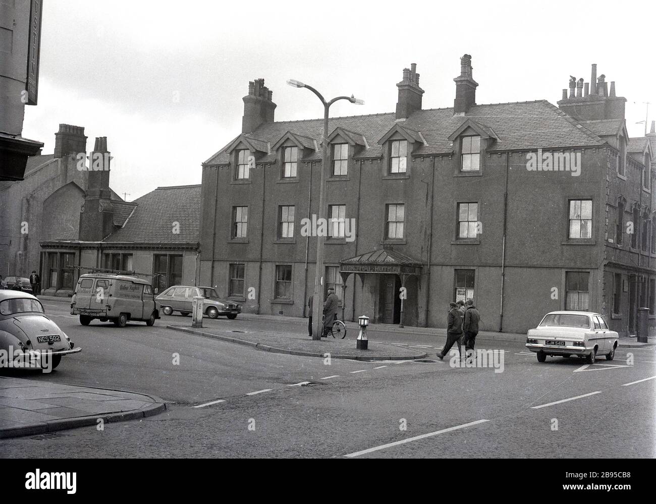 1950s town square hi-res stock photography and images - Alamy