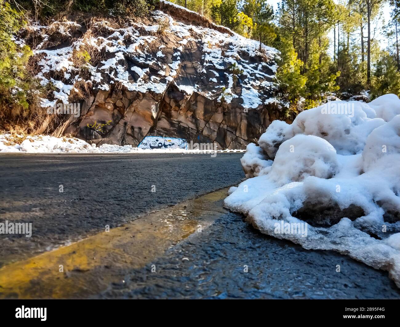 Murree road hi-res stock photography and images - Alamy