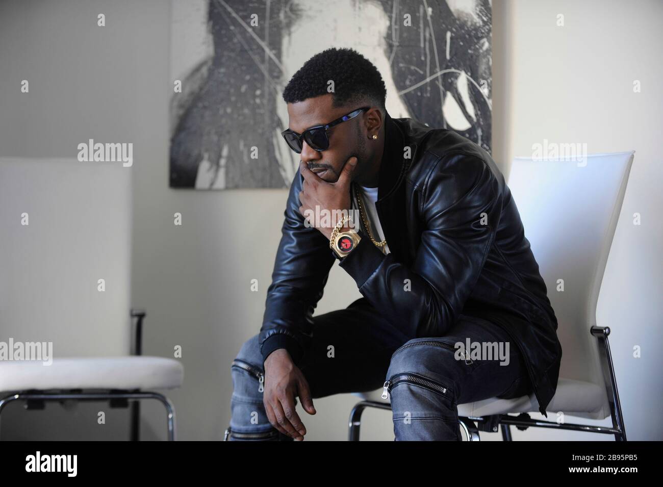 Singer Ray J portrait on set of his music video "Curtains Closed" in ...