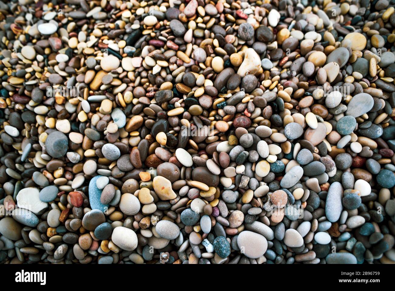 Little gray pebbles texture hi-res stock photography and images - Alamy