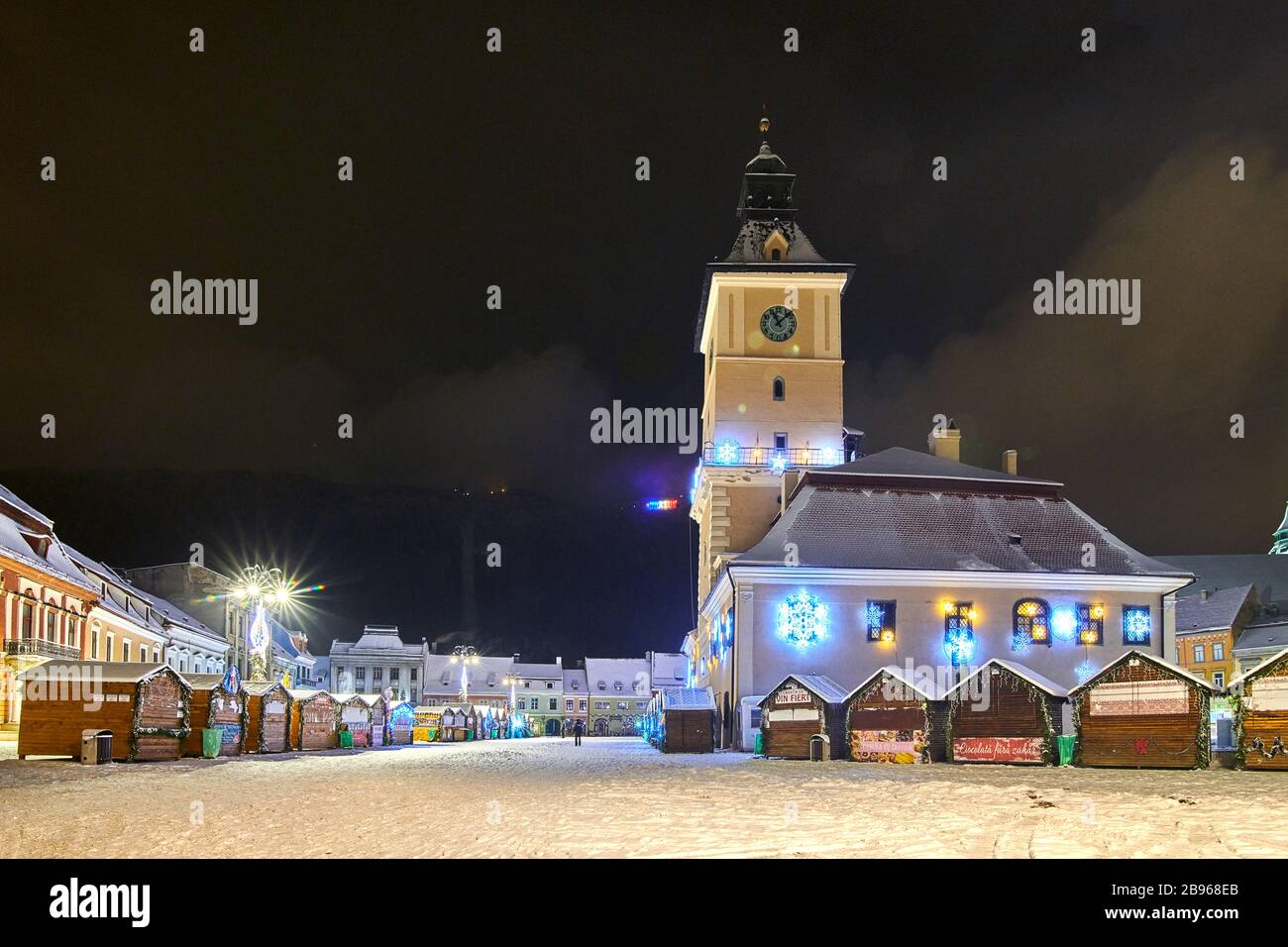 Brasov, Romania- 06 January 2019:Christmas Tree in the old city center ...
