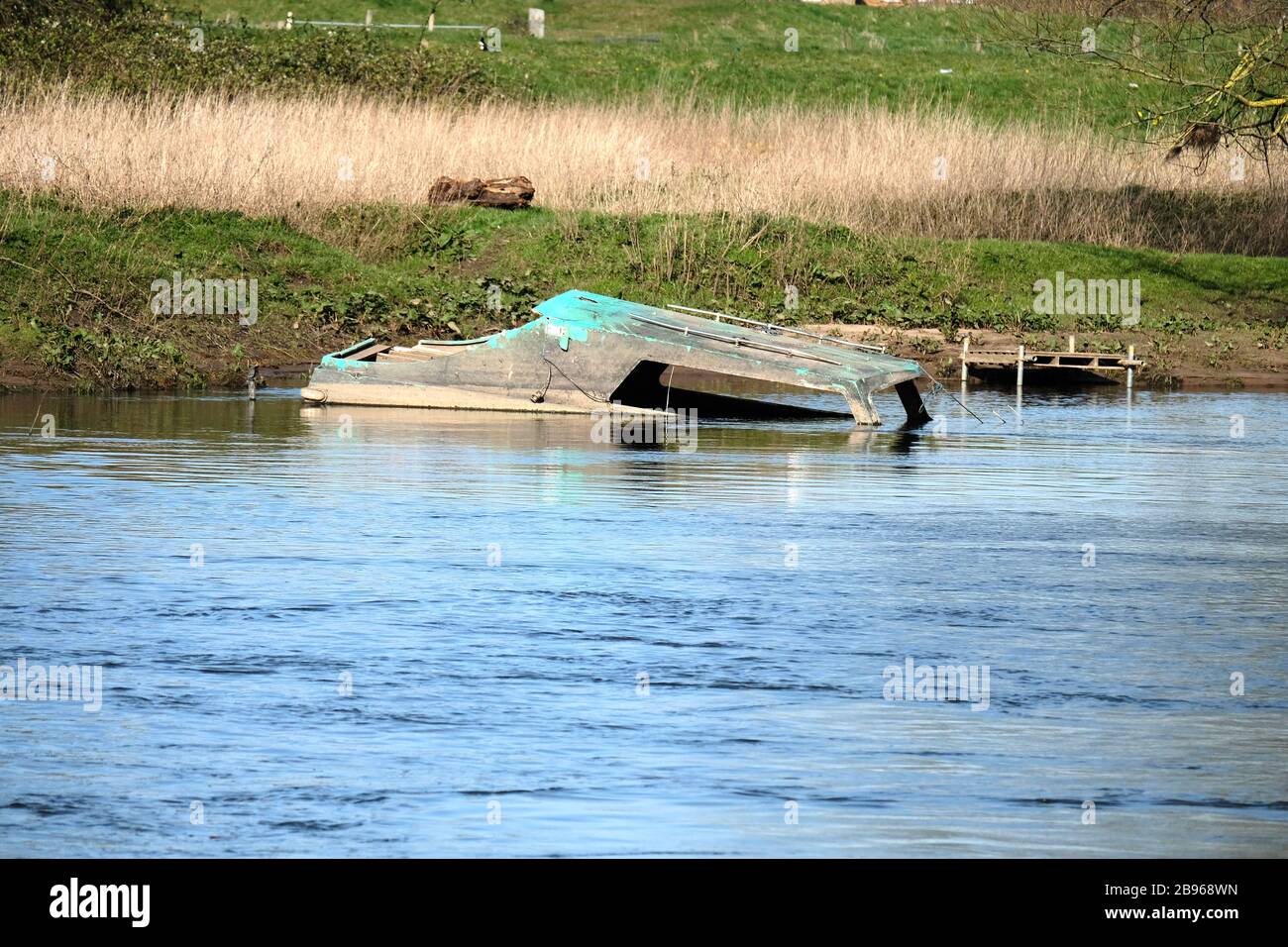 Sunken roof hi-res stock photography and images - Alamy