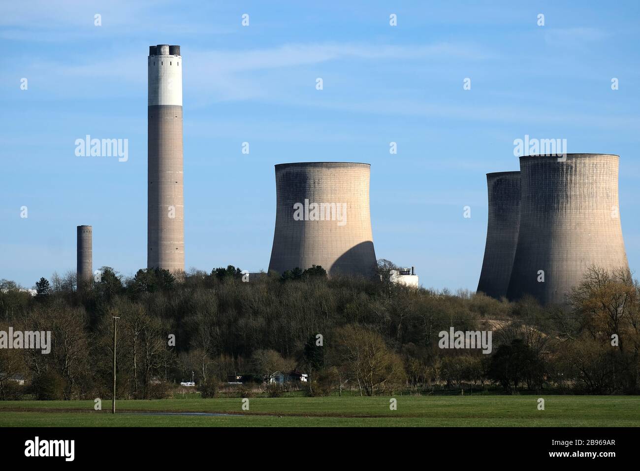 Large power station in the East Midlands, UK Stock Photo - Alamy