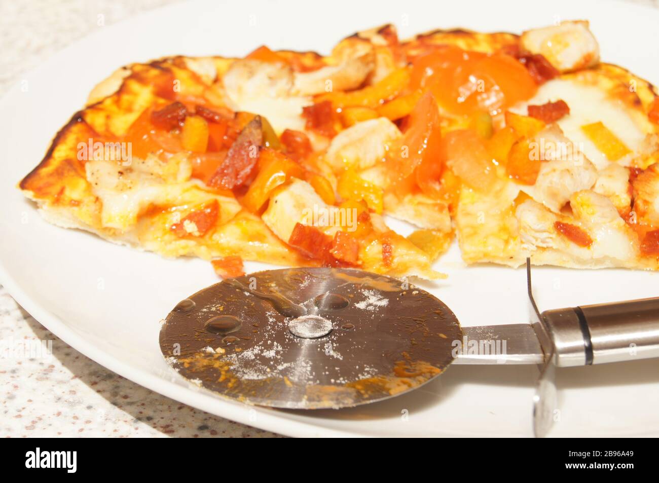 Pizza on plate hi-res stock photography and images - Alamy