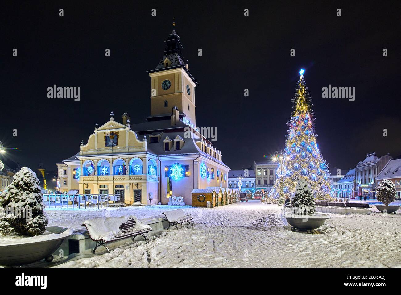 Brasov, Romania- 06 January 2019:Christmas Tree in the old city center ...
