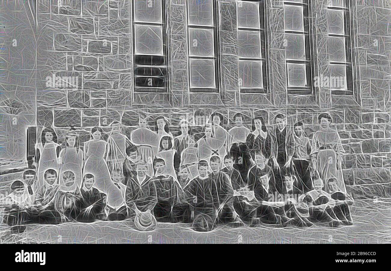 Common school movement hi-res stock photography and images - Alamy