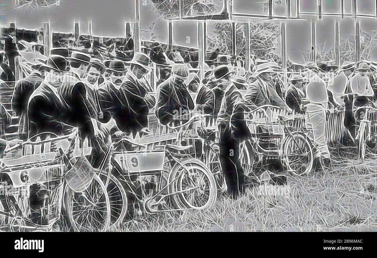 Motorcycle race 1910 hi-res stock photography and images - Alamy