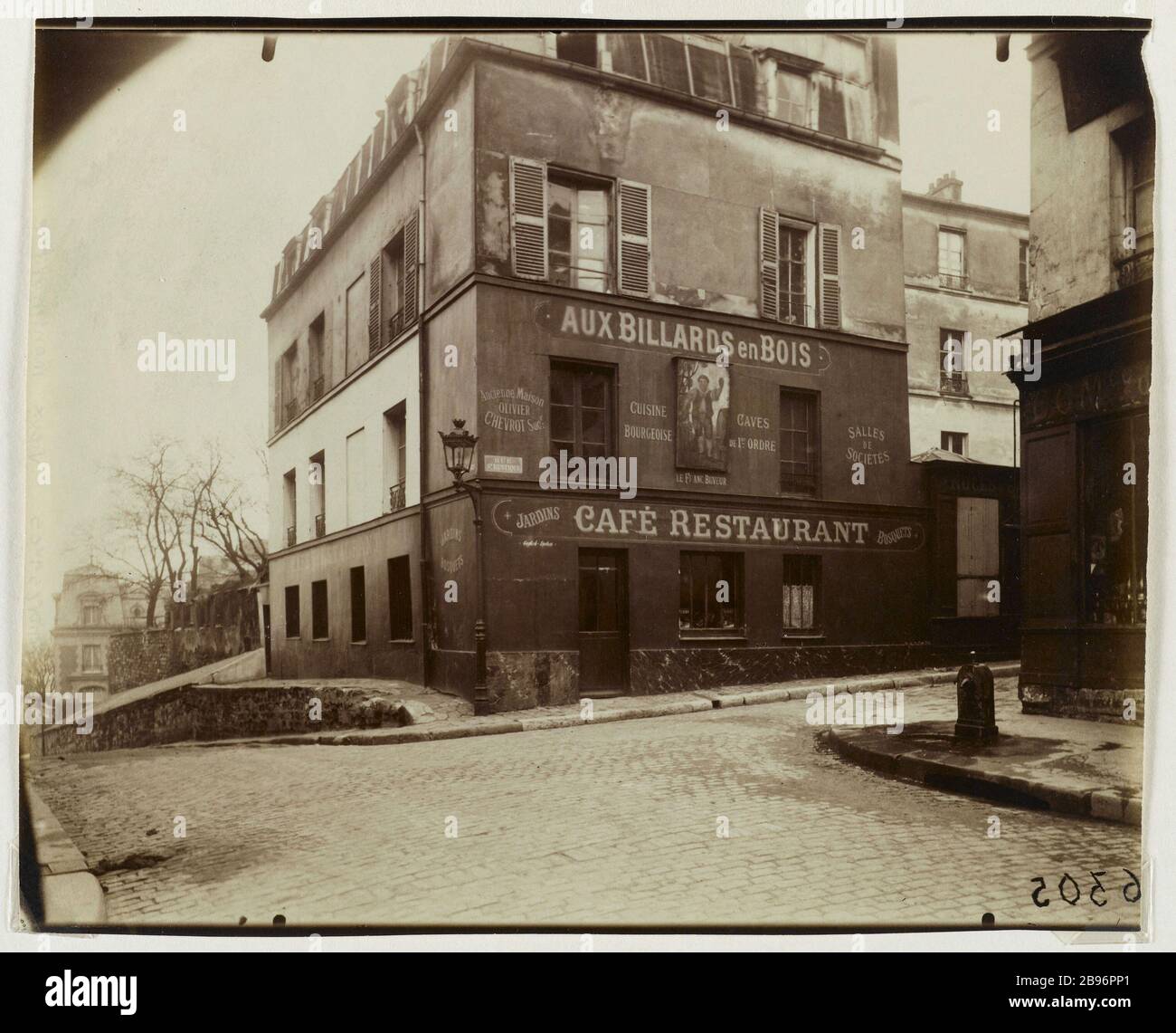 Aux billiards en bois hi-res stock photography and images - Alamy