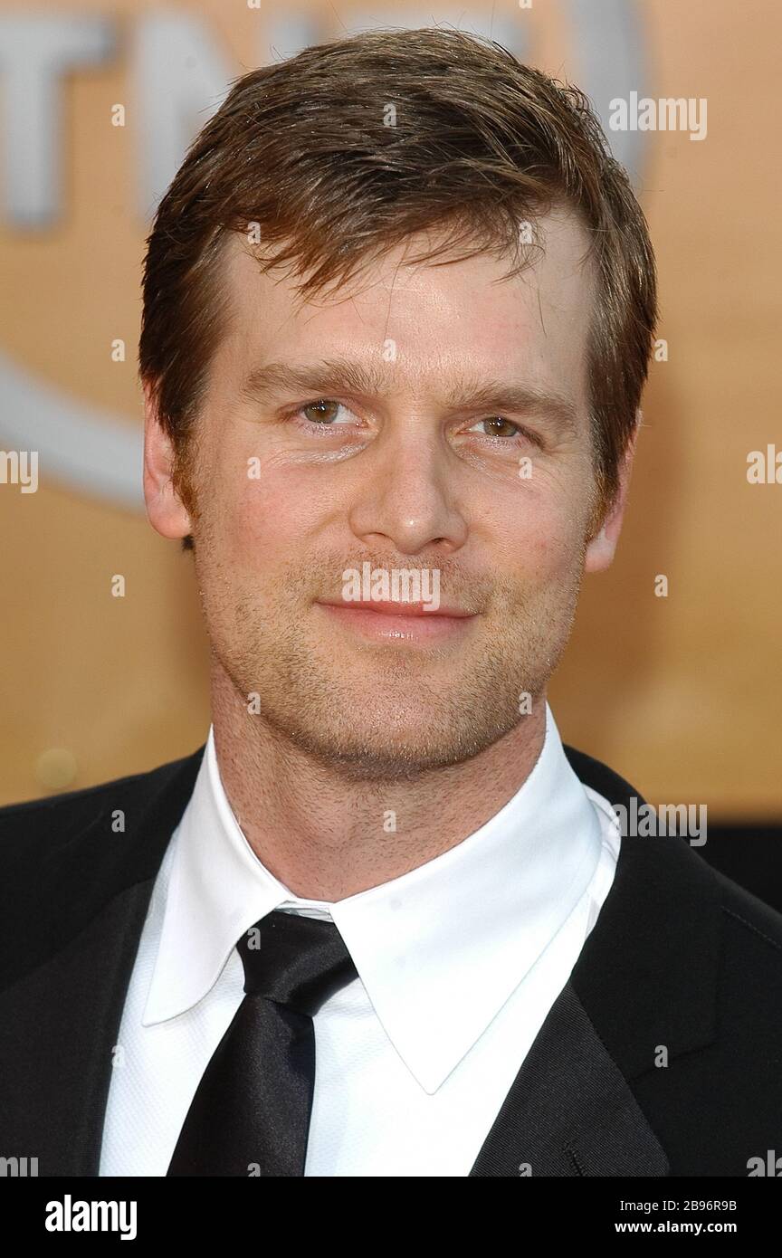 Peter Krause, 2-05-05 11th Annual Screen Actors Guild Awards - Arrivals ...