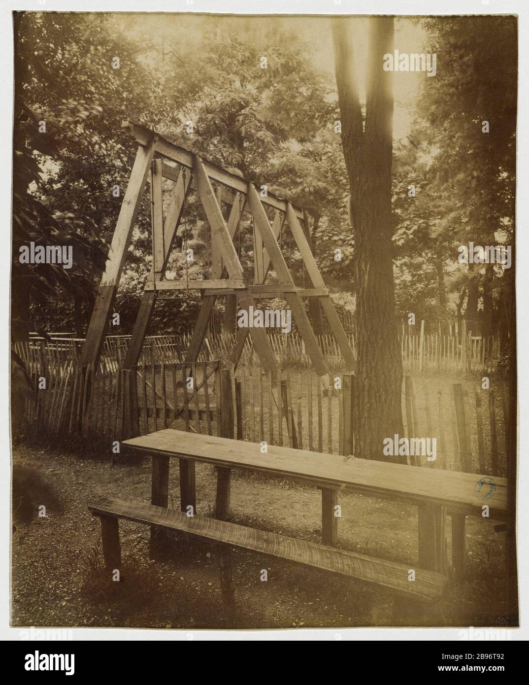 SWING OF GUINGUETTE, GLACIS FORTIFICATIONS AREA, DOOR MENILMONTANT ...
